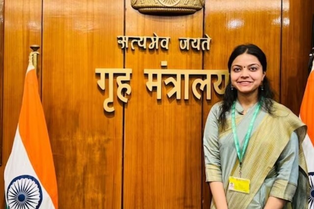 IPS Aspirant Srishti Bhatt Embarks on Probationary Period at LBSNAA ...