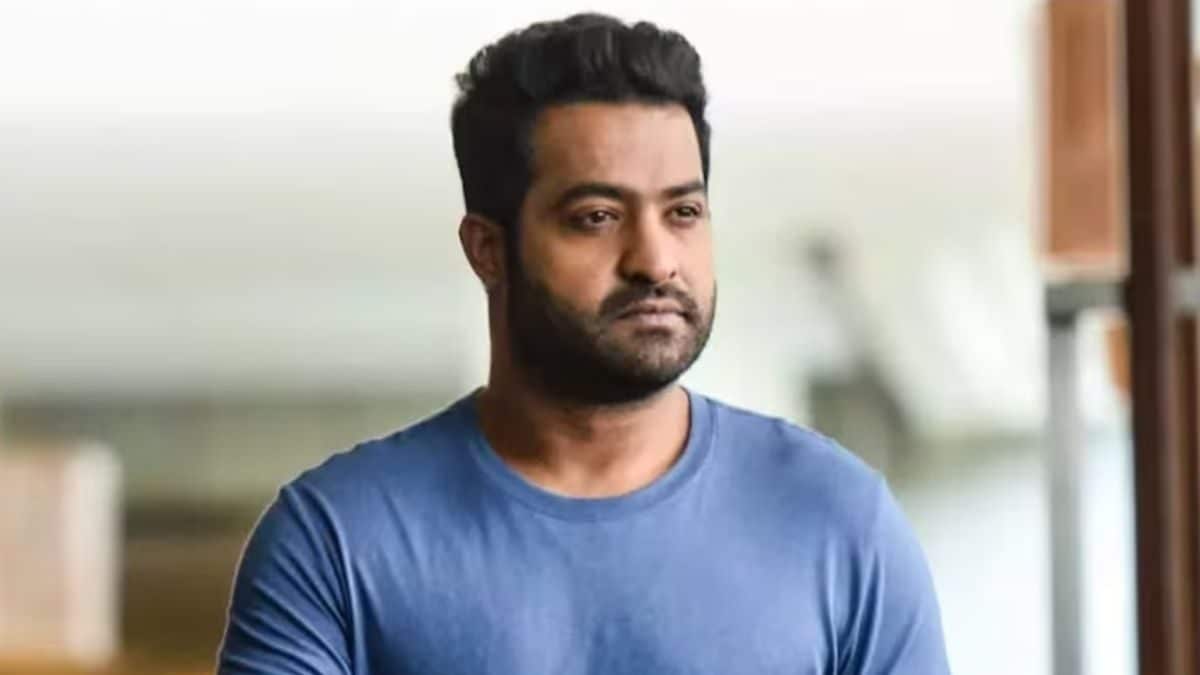 Jr NTR Resumes Devara Shooting, Makers Tease Fans With A Shot From The ...