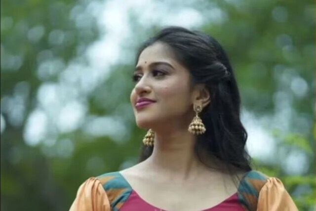 Karnataka Town Sringeri's Rising Star Nagashree Begar Set For Film Debut - News18