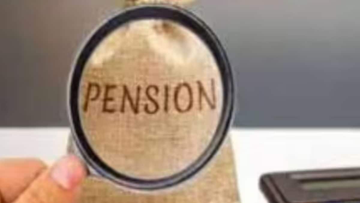 Ministry Of Labour And Employment To Re-evaluate LIC's Role In PM-SYM ...