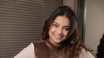 ‘It Hurts So Much:’ Actress Sonu Gowda Breaks Down Talking About ...