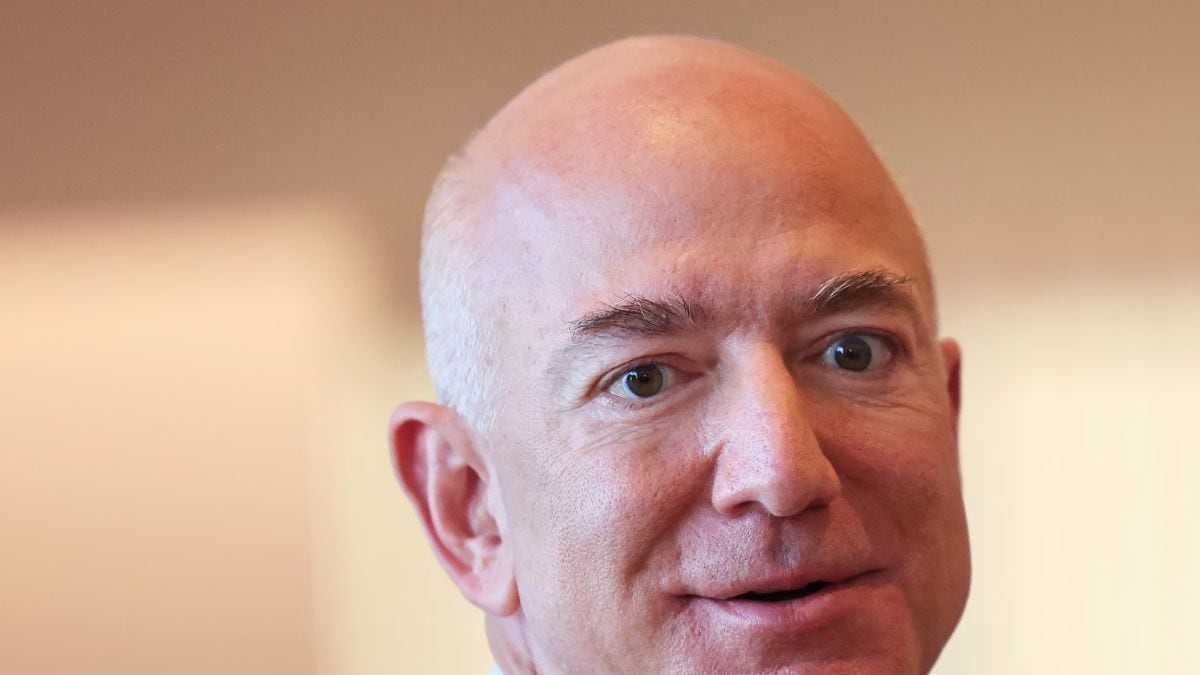 Jeff Bezos Pays Rs 5 Crore Monthly For Unfurnished Home In Malibu ...