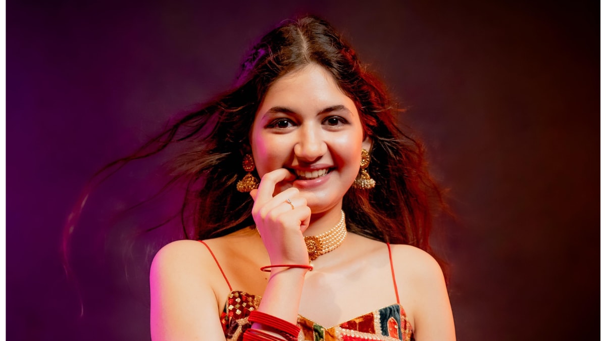 WATCH: Bajrangi Bhaijaan's Harshaali Malhotra Recreates Alia Bhatt's ...
