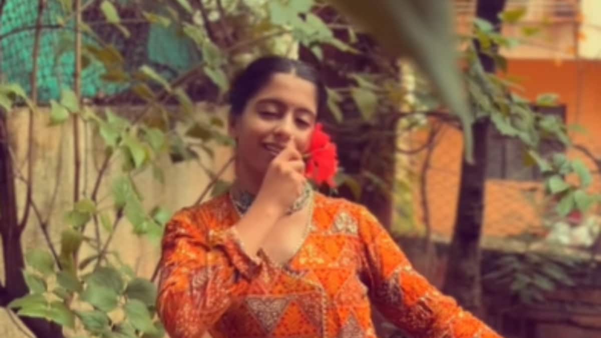 Watch: Woman's Kathak Performance On Mohe Rang Do Laal Is Simply ...