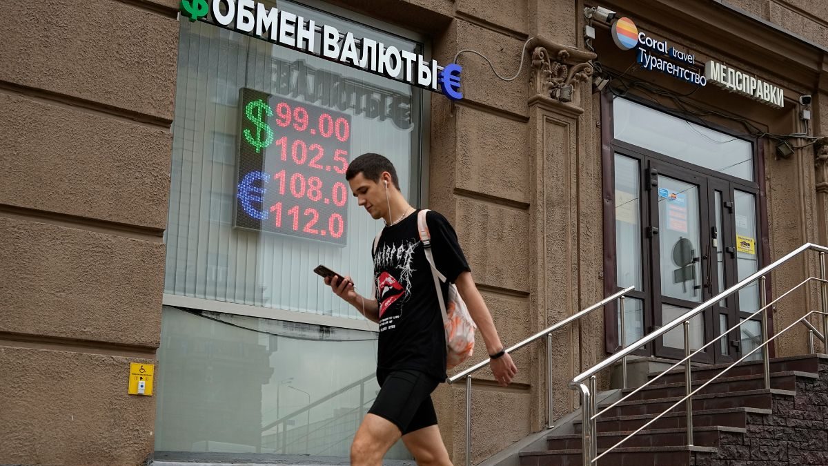 Russia's Ruble has Tumbled. What Does it Mean for the Wartime Economy ...