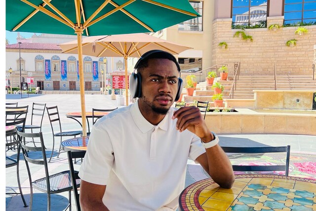 World's Fastest Writer? Man Puts His Speed To The Test In Hilarious ...