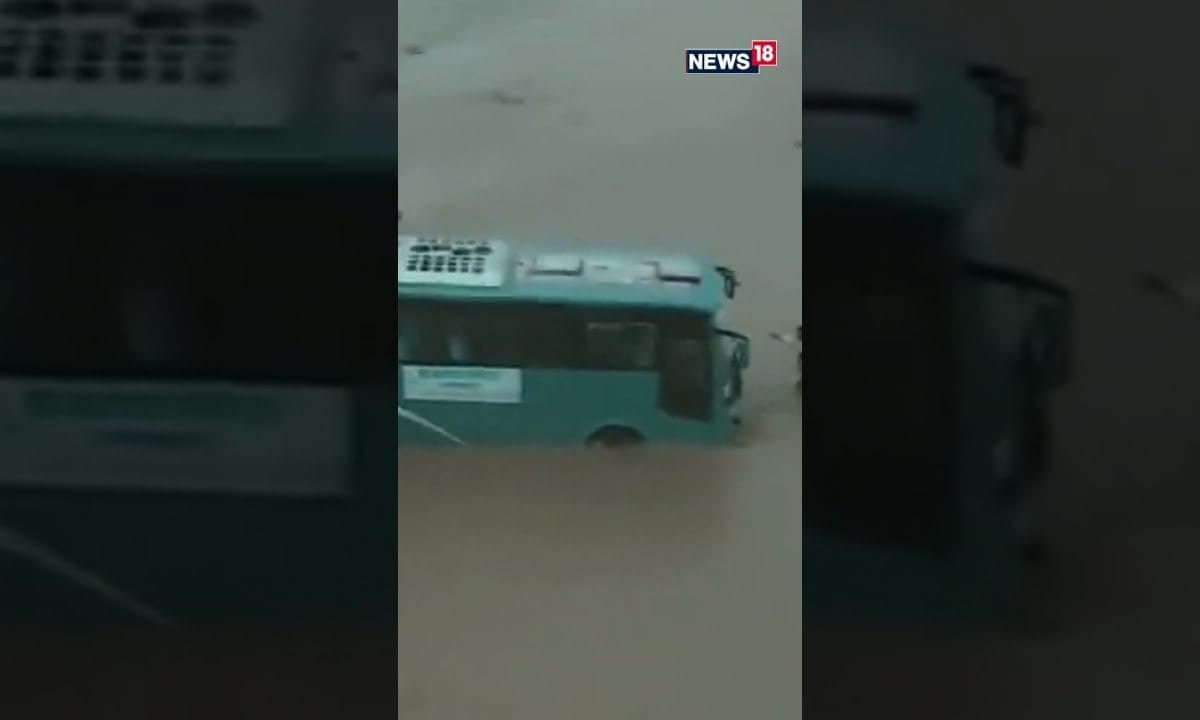 Haridwar: A Bus Got Stuck In The River Swollen Due to Rain, 53 ...