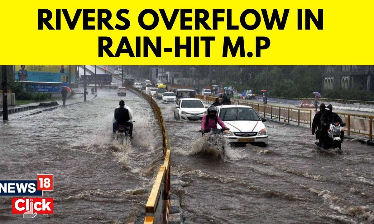 Madhya Pradesh Rain Today | Shipra River In Ujjain Overflows Due To Heavy Rain | MP Flood | N18V ...