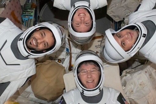 Four Astronauts Return to Earth after Wrapping Up Six-Month Stay in ...