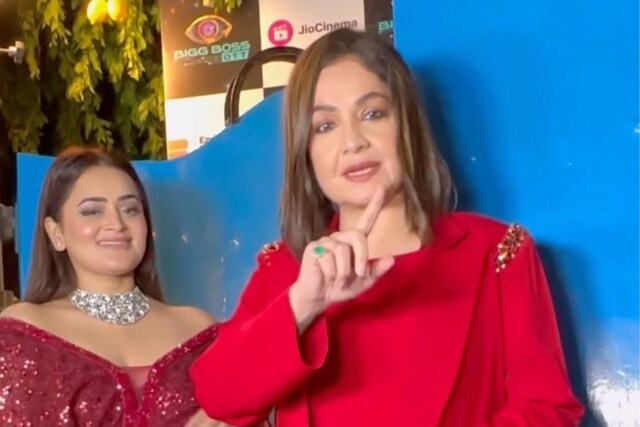 Bebika Dhurve And Pooja Bhatt Twin In Red At Glitzy Bigg Boss OTT 2 Success Party - News18