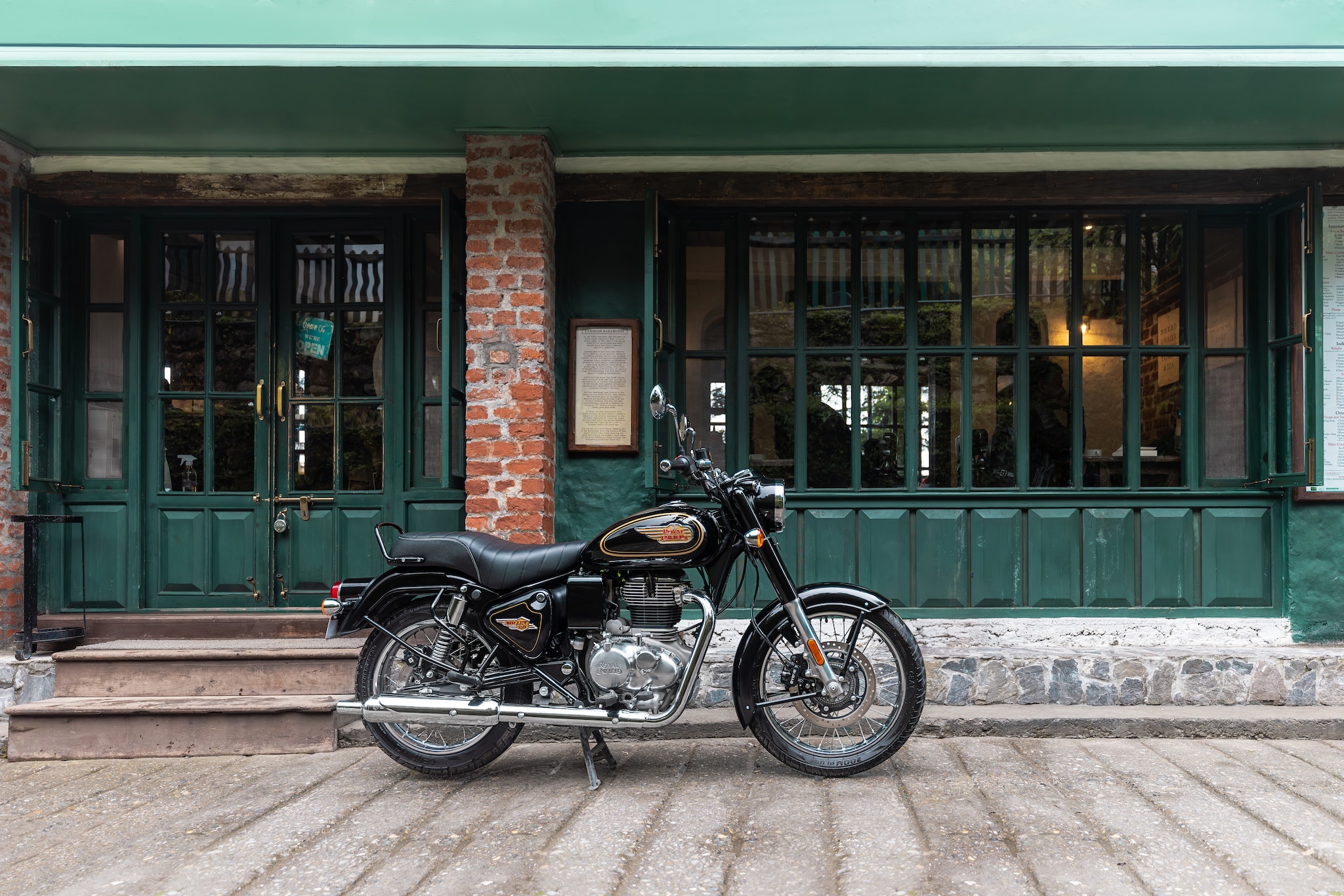 2023 Royal Enfield Bullet 350 in Pics: See Design, Features, and More ...