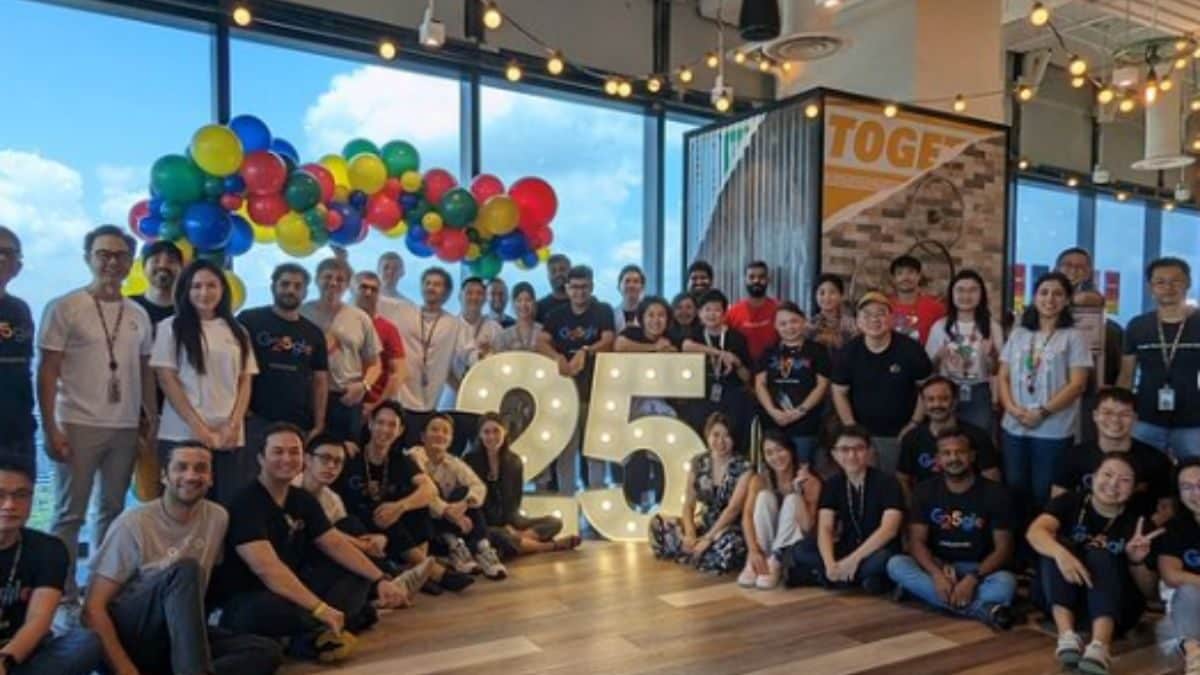 Cupcakes, Googlers In Town: Here's How Google Celebrated 25th Birthday ...