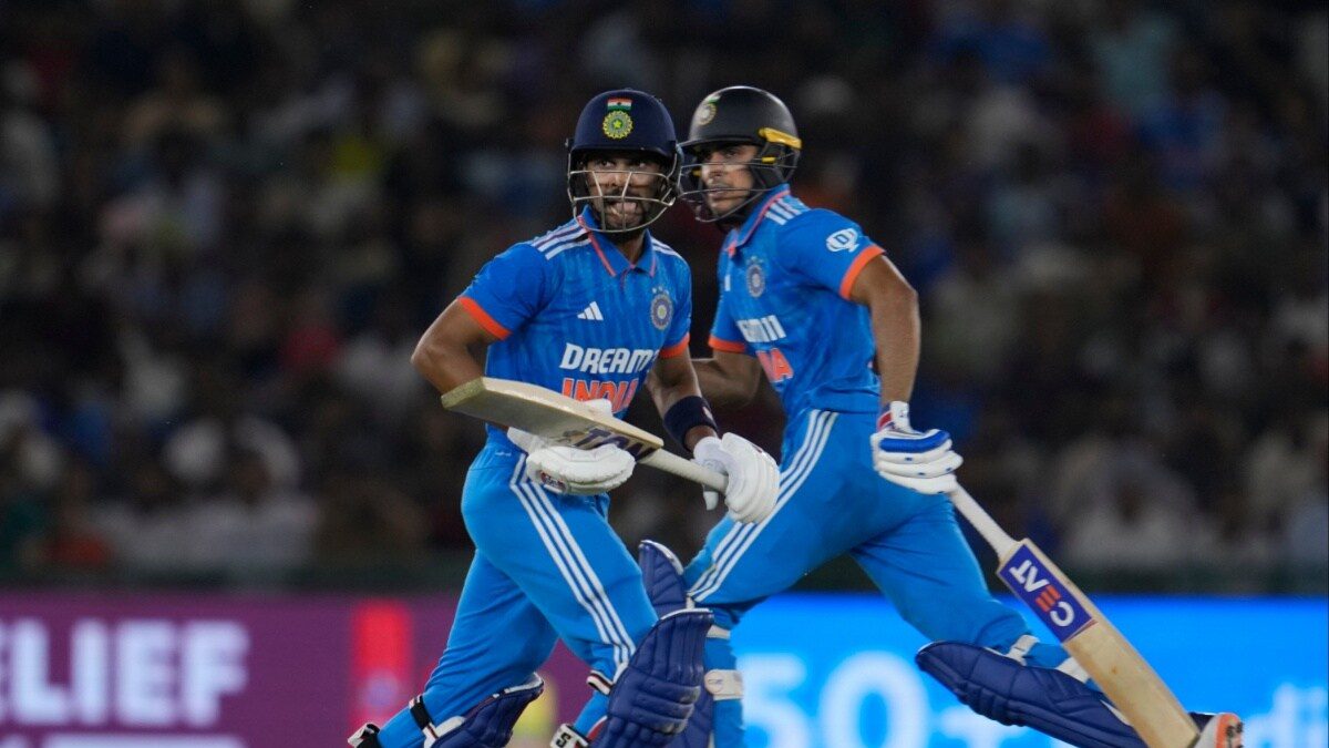 India vs Australia, 2nd ODI: Indore Weather Forecast September 24 And IND vs AUS Holkar Stadium ...