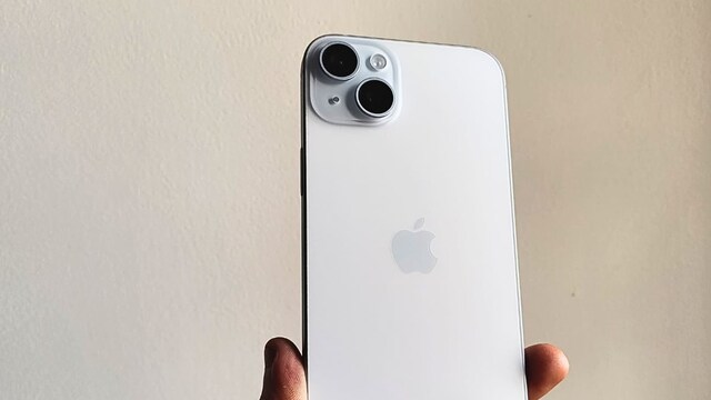iPhone 15 Plus Unboxing And First Look: What Does The Big Screen iPhone ...