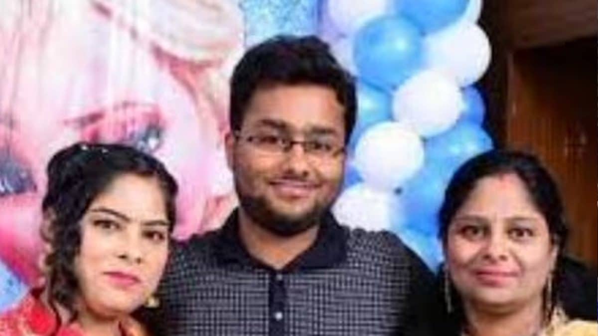 Uttar Pradesh’s Aarush Pathak Clears PCS-J; Becomes The 5th Judge In ...