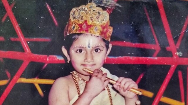 Actress Geetha Bharathi Posts Childhood Pics Dressed As Lord Krishna On ...