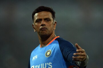 BCCI Offers to Extend Rahul Dravid's Term as Head Coach, Plans VVS ...
