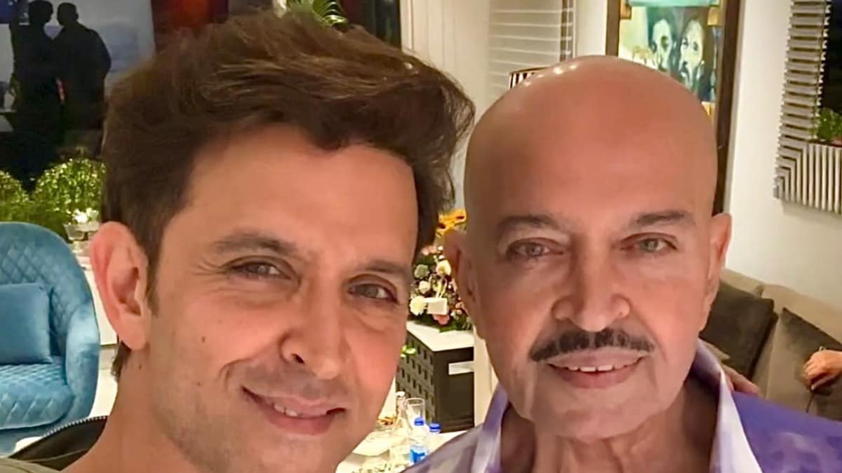 Hrithik Roshan’s Birthday Note For Dad Rakesh Roshan Is All Things Love ...