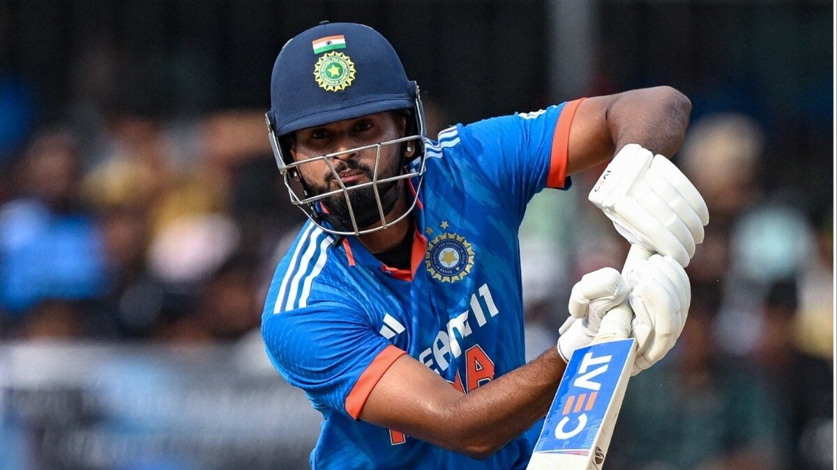 IND vs AUS: Shreyas Iyer Survives Tricky Catch But Gets Out Two Balls ...