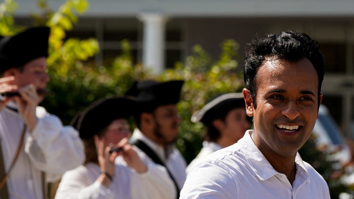 'America Has Two-Tiered Justice': Vivek Ramaswamy Vows to Pardon ...