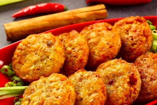 Love Aloo Tikki Try This Sindhi Style Recipe For More Flavours News18