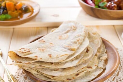 These Easy Tips Should Help You Make Soft And Round Chapatis - News18