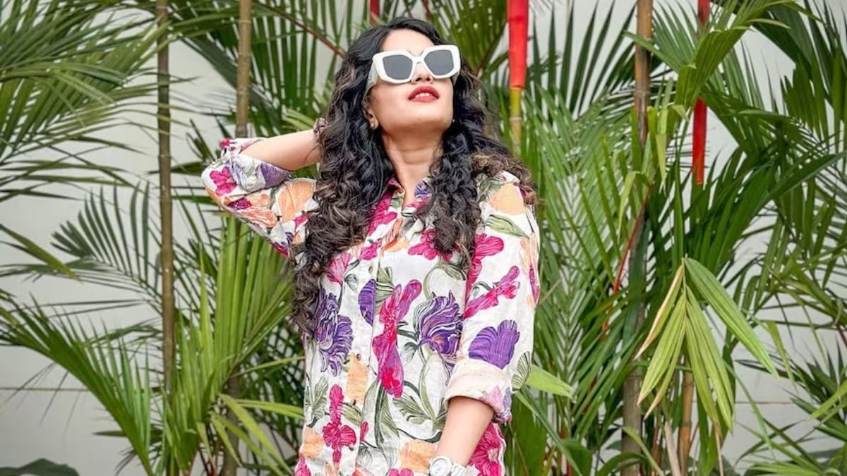 Actress Sravanthi Chokkarapu Exudes Chic Vibes In Floral Shirt And ...