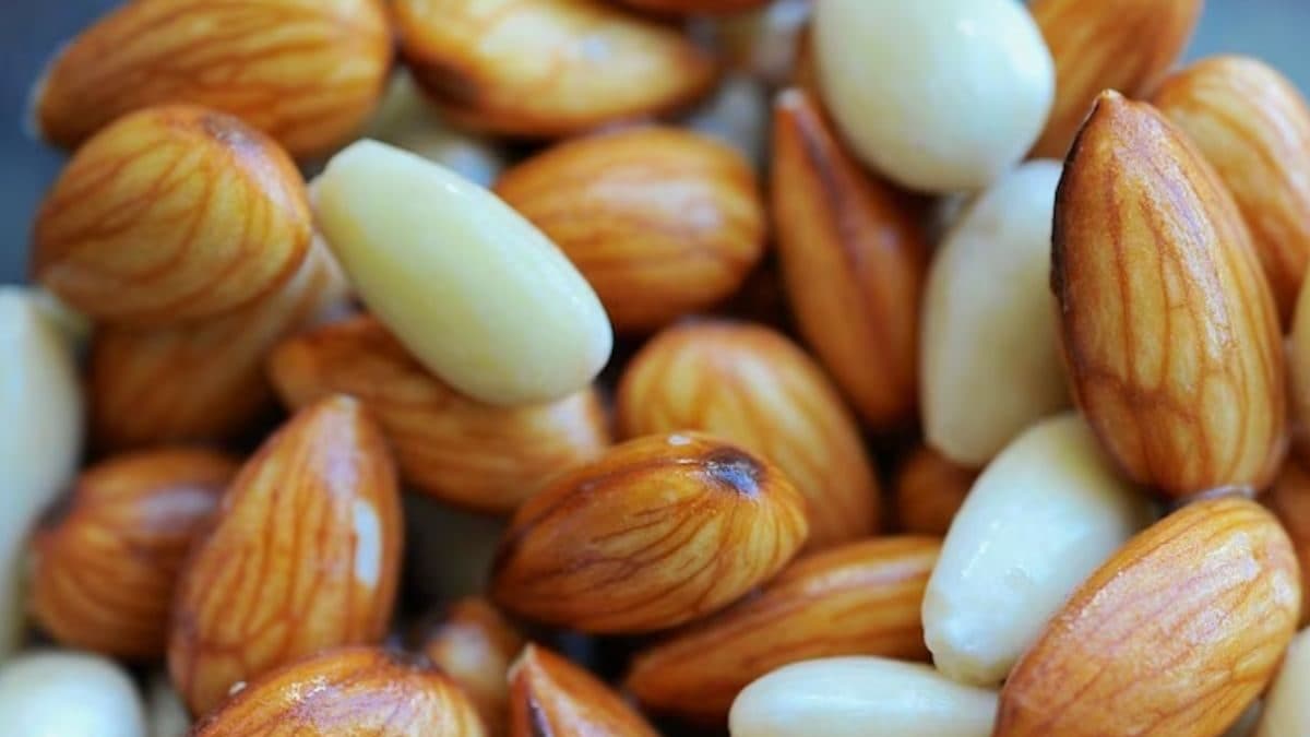Boiling Water To Microwave, 4 Simple Ways To Peel Off Almond Skin ...