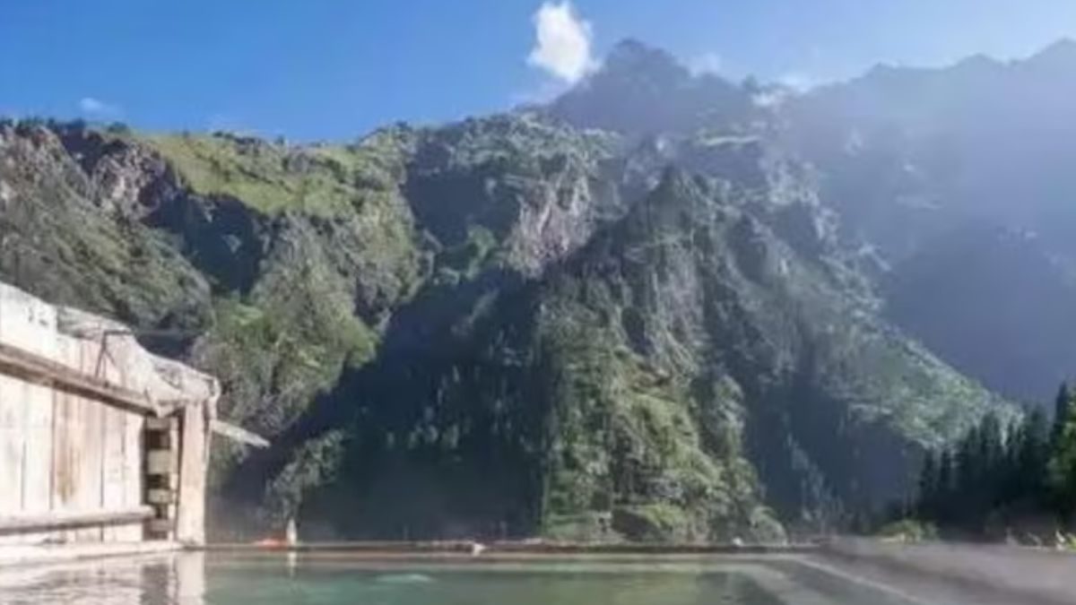 In Jharkhand's Bokaro, This Pond's Water Level Rises When You Clap ...