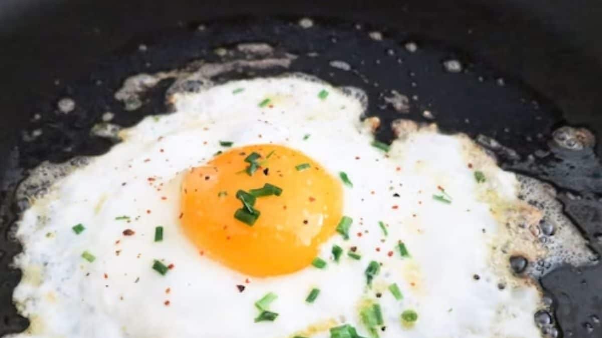 Diabetic People Who Eat Eggs Every Day At Increased Risk Of Sugar ...