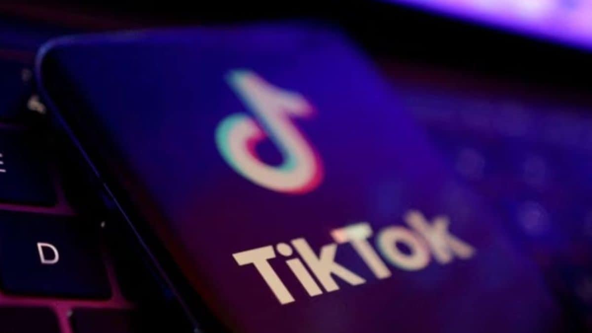 What Is Bone Smashing? The TikTok Trend Making People Hit Their Faces ...
