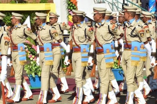 Want To Become CRPF Assistant Commandant? Check Salary, Power And ...