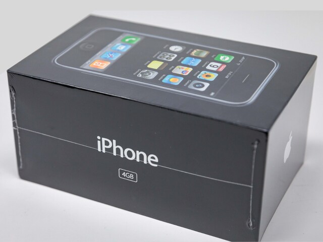 This Rare 'Original' Apple iPhone Was Just Sold For Over Rs 1 Crore ...