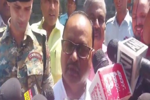 Bihar: JD(U) MLA Abuses Journalists on Being Asked Why He Carried ...