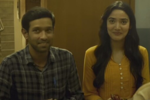 Vikrant Massey, Medha Shankr Love Track 'Bolo Na' From Vidhu Vinod ...
