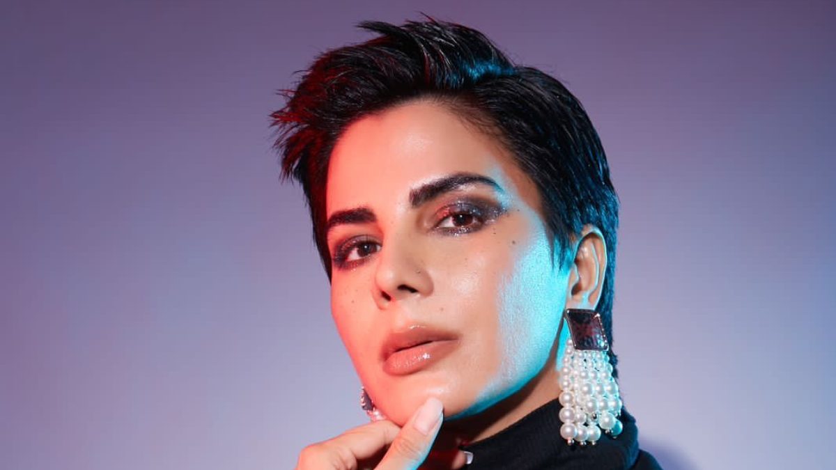 Kirti Kulhari Signs Her Debut Hollywood Feature Film Sach Is Life, Says ...