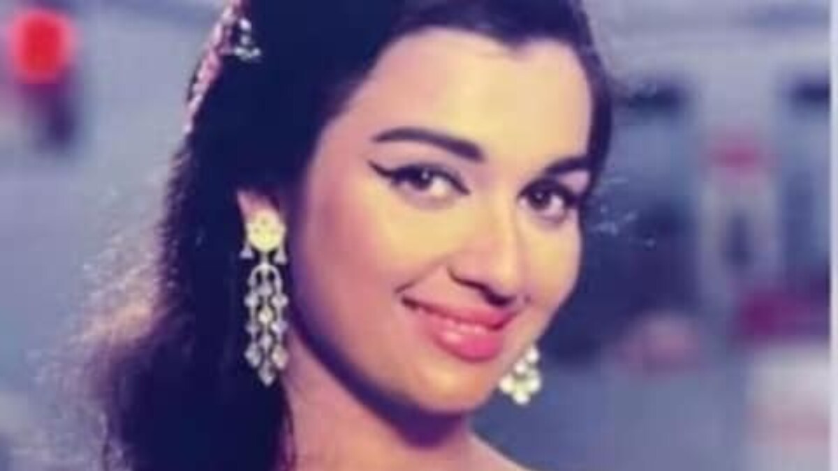 When Asha Parekh Was Dropped From Her Debut Film Because She Was Not A ...