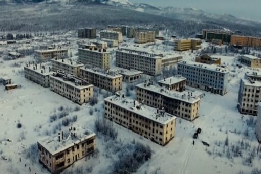 How This Siberian City Became A Ghost Town And Vanished Off The Maps ...