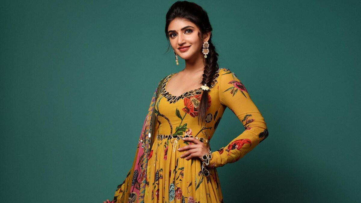 Actress Sreeleela Is A Sight To Behold In A Yellow Floral Salwar Suit ...