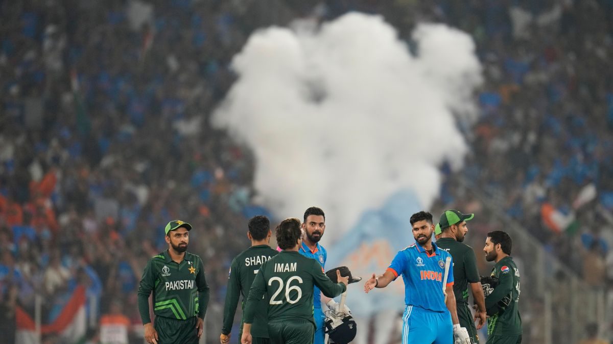 ODI World Cup, IND vs PAK in Photos: Clinical India Hammer Pakistan by ...