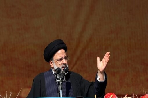 Iran Bans Teaching Foreign Languages to Kids - News18