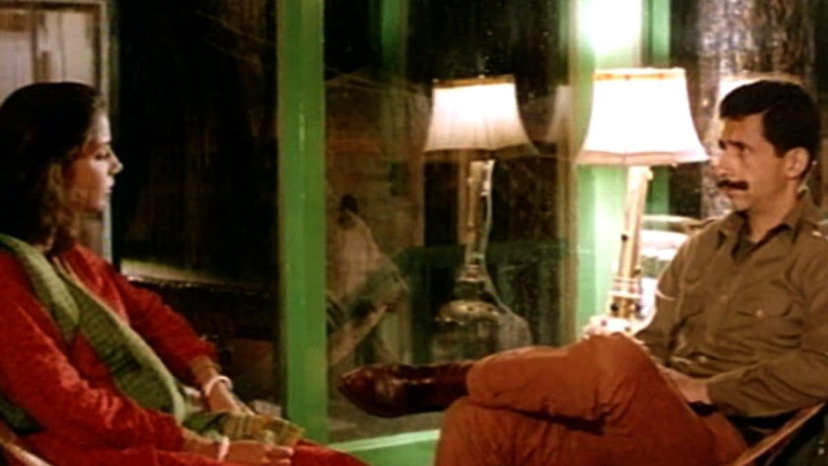 Khamosh Cast Nasseruddin, Shabana Reunites for Special Screening to ...