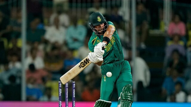 Pakistan vs South Africa Highlights, World Cup: Keshav Maharaj's Late ...