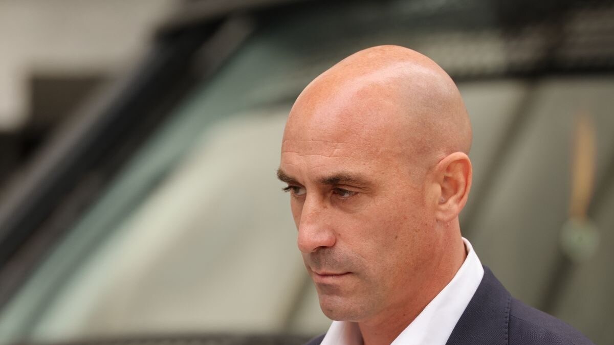 FIFA Bans Former Spanish Football Chief Luis Rubiales for 3 Years ...