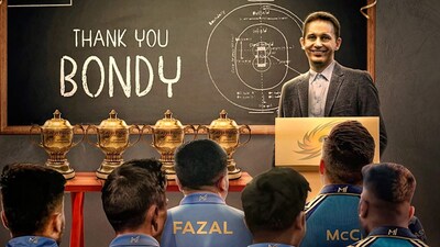 Mumbai Indians Bowling Coach and MI Emirates Head Coach Shane Bond ...