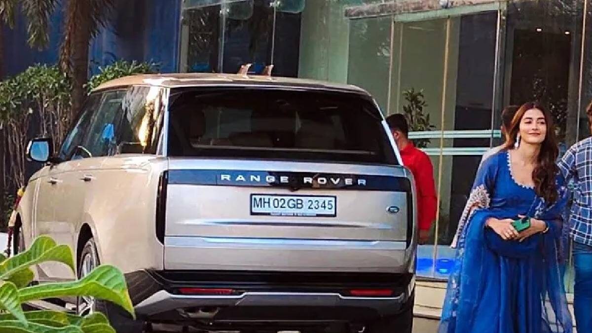 Watch: Actress Pooja Hedge Buys Range Rover Luxury SUV Worth Rs 4 Crore ...