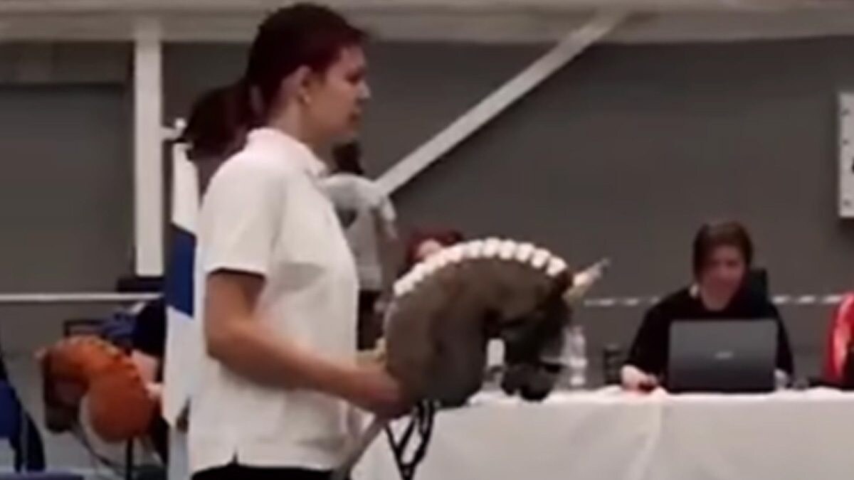 The Latest Bizarre Trend Is 'Vegan Horse Riding', We Are Not Joking ...