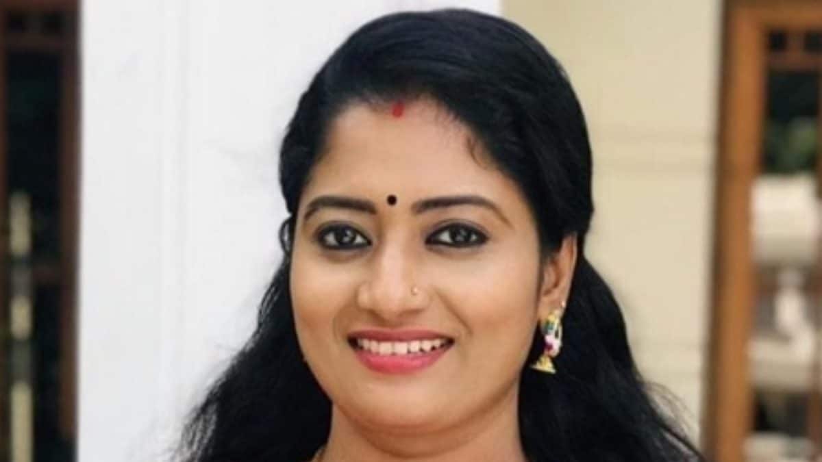 Renjusha Menon's Last Social Media Post About Depression Goes Viral After Her Death | Movies ...