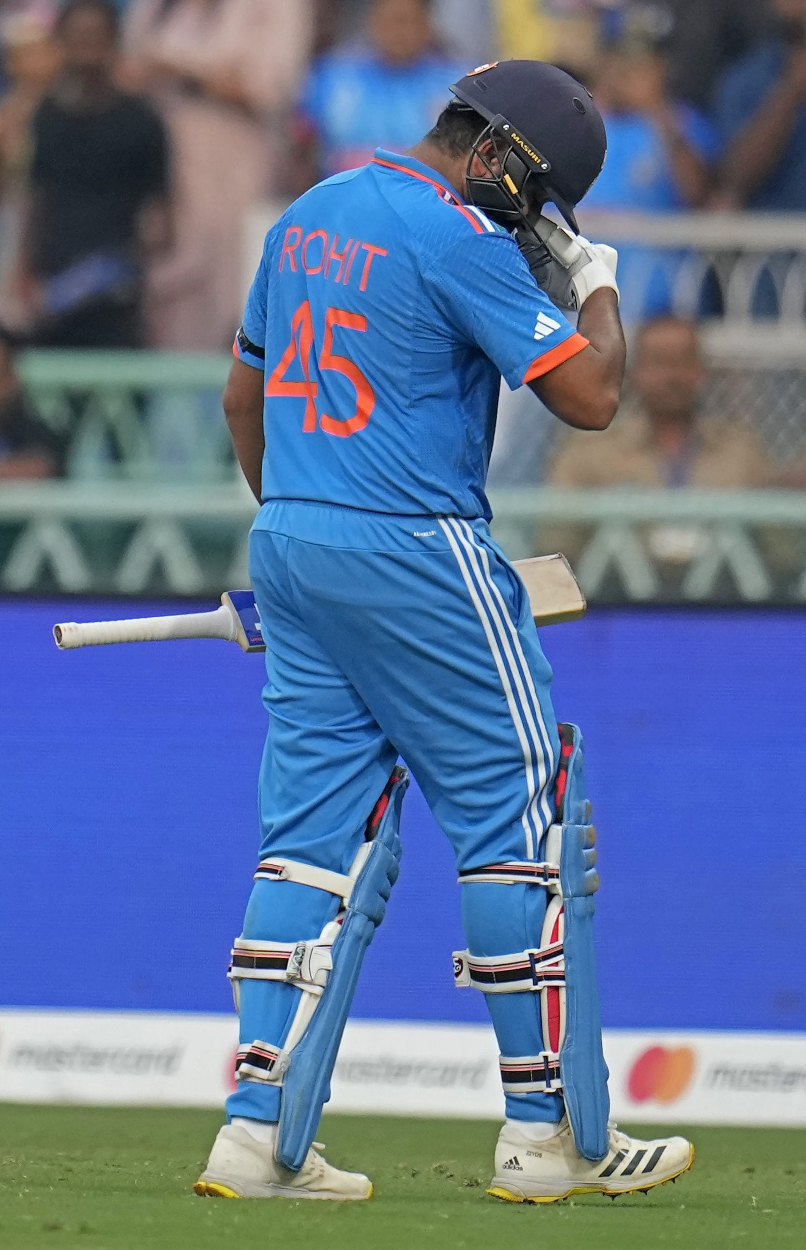 IND vs ENG in Photos: Rohit's Valiant 87 and Shami's Four-fer Guide ...