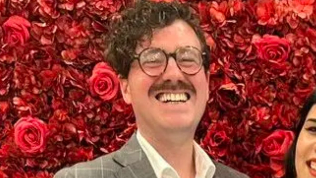 WATCH | Moment Poet, NYC Activist Ryan Carson Is Stabbed to Death in ...